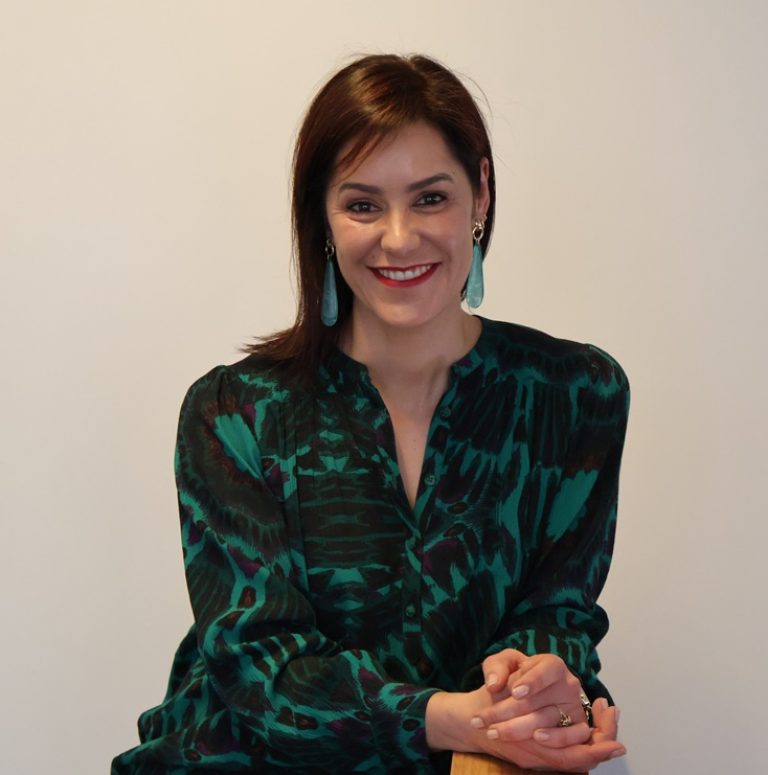 Beatriz García seguirá al frente del Colegio de Farmacéuticos de ...